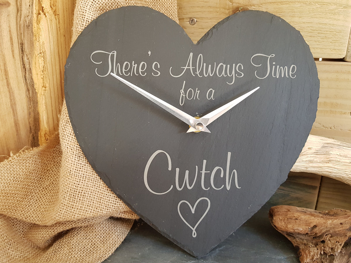 Cwtch Slate Heart Clock – Dawns Welsh Gifts